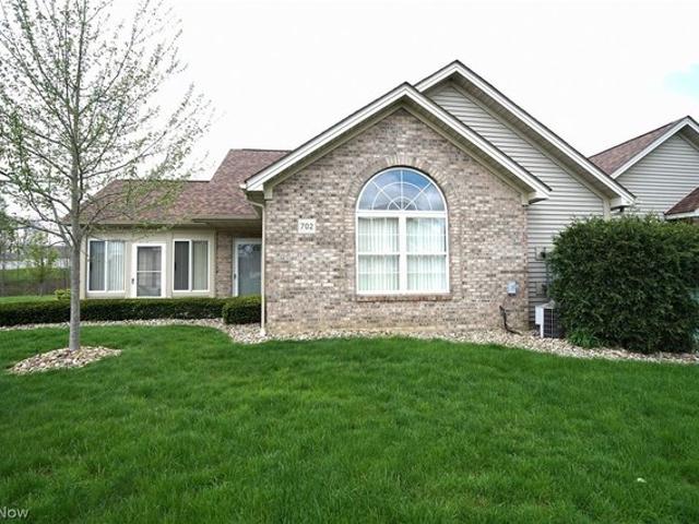 695 E Western Reserve Rd Unit 702, Poland, OH 44514