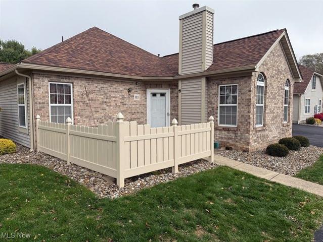 695 E Western Reserve Rd Unit 103, Poland, OH 44514