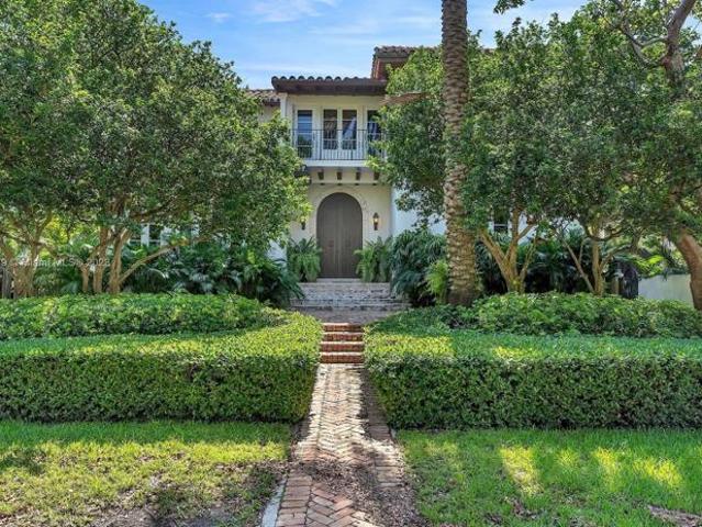 695 Harbor Dr, Key Biscayne, FL 33149