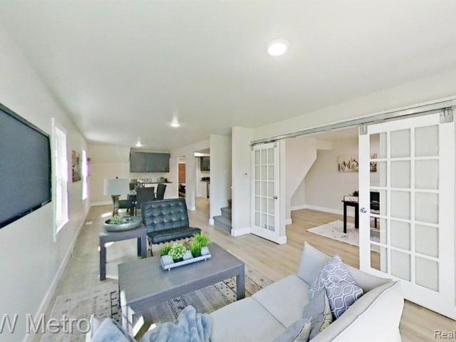695 livernois street # 1