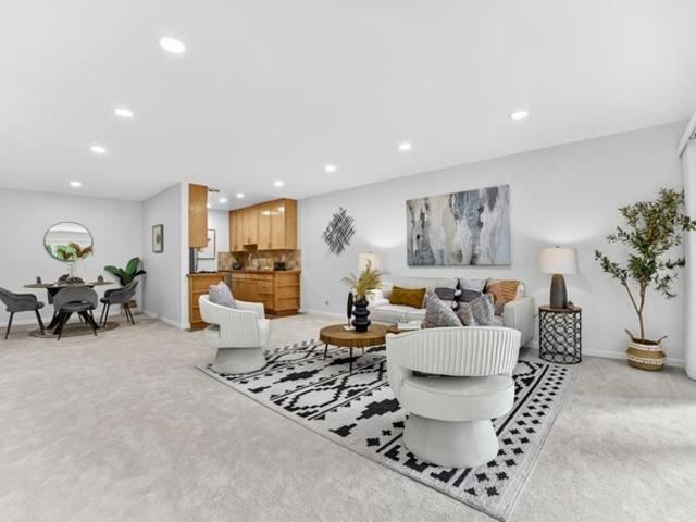 695 Mariposa Ave Apt 204, Oakland, CA 94610
