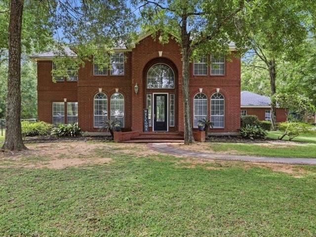 695 McCartney Dr, Orange, TX 77632