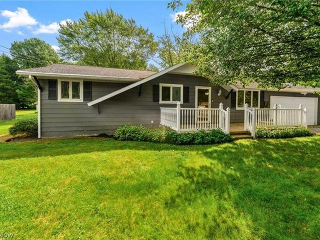 695 S 15th St, Sebring, OH 44672