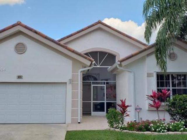695 SE 29th Dr, Homestead, FL 33033