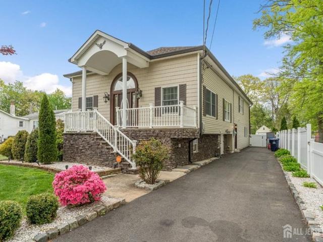 695 Spruce Rd, North Brunswick, NJ 08902