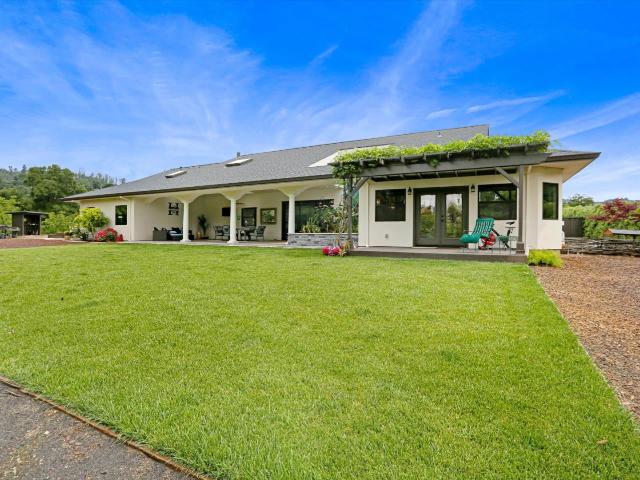 695 Quietwater Rd, Santa Rosa, CA 95404 | MLS #ML82044