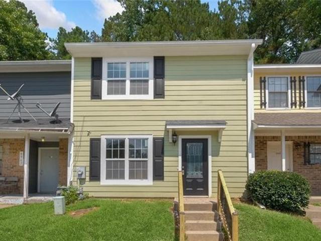 6964 Oakhill Cir, Austell, GA 30168
