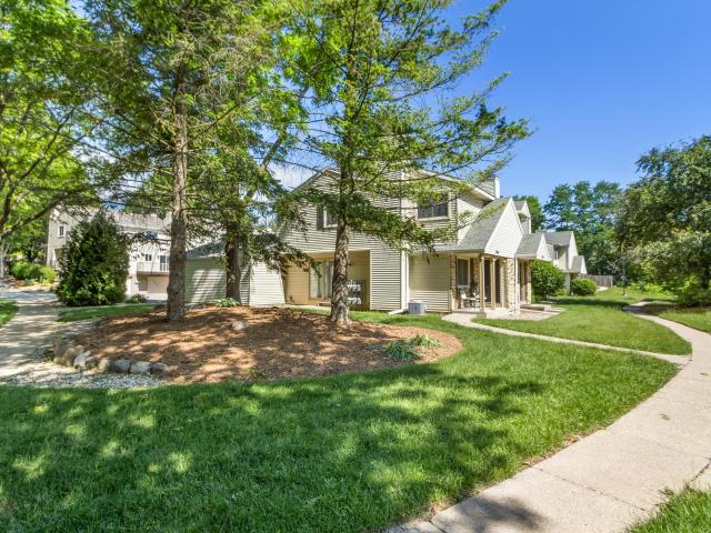 6966 Park Ridge Drive