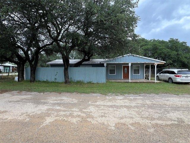 6960 Clifden Dr, Brownwood, TX 76801