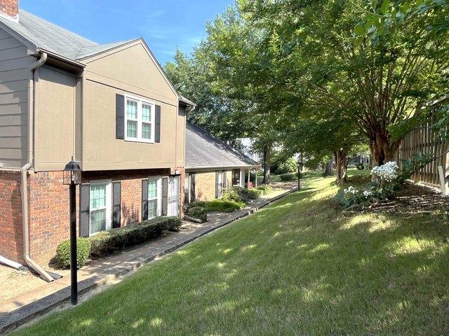 6960 Country Rd, Germantown, TN 38138