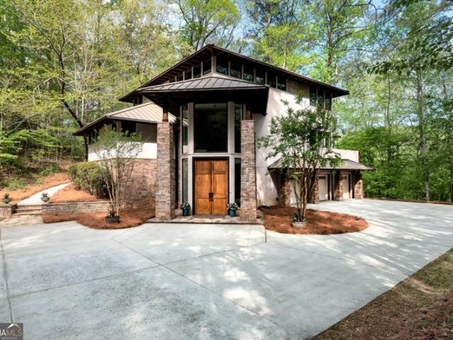 6960 Riverside Dr, Atlanta, GA 30328