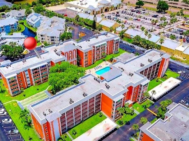 6960 20th Ave N Unit 302, Saint Petersburg, FL 33710