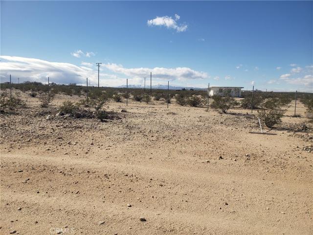 69626 Pluto, Twentynine Palms, CA 92277 | MLS #DW26044