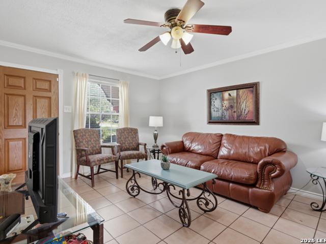 6962 Apple Valley Dr