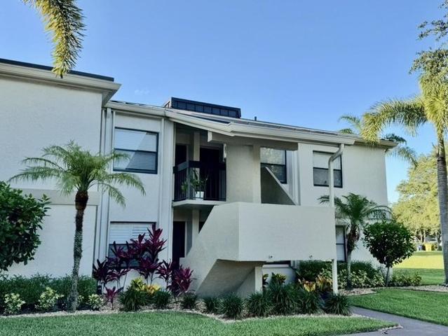 6962 Briarlake Cir Apt 203, Palm Beach Gardens, FL 33418