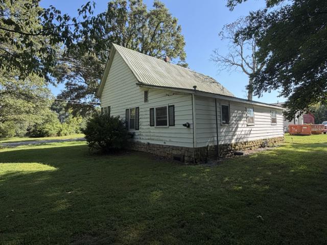 6962 Highway 25 E