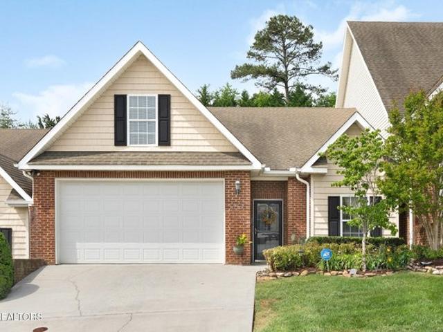 6962 Pemmbrooke Shire Ln, Knoxville, TN 37909