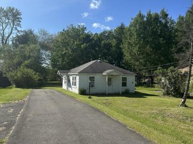 6963 Fuller Station Rd, Schenectady, NY 12303