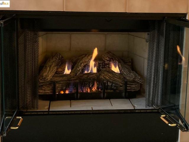 696 Grand Terrace, Hayward, US, CA
