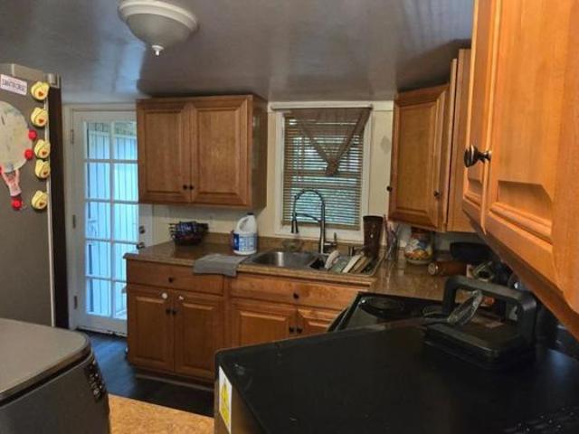 696 Kings Highway