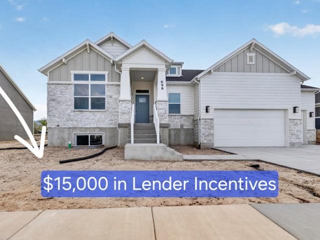 696 S 3500 W Unit 216, West Weber, UT 84404