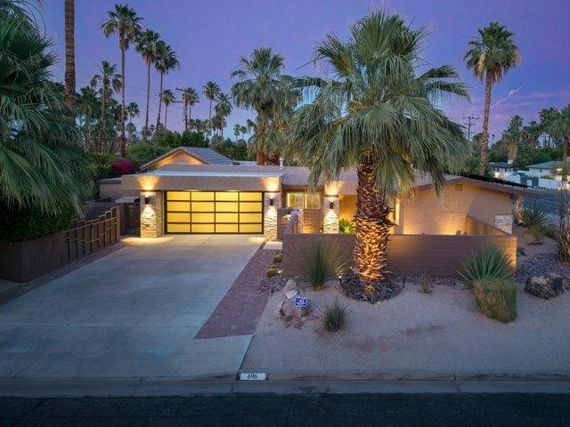 696 S Warm Sands Dr, Palm Springs, CA 92264