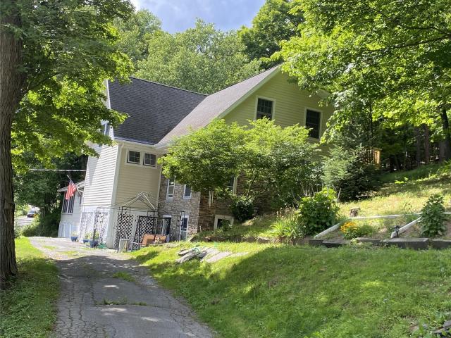 696 Sawkill Road