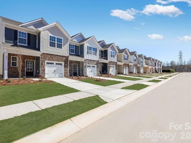 696 Sparano Loop, York, SC 29745