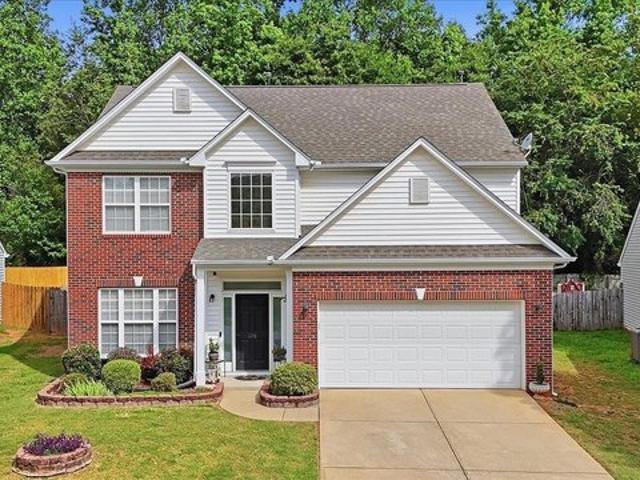 696 Timber Walk Dr, Simpsonville, SC 29681
