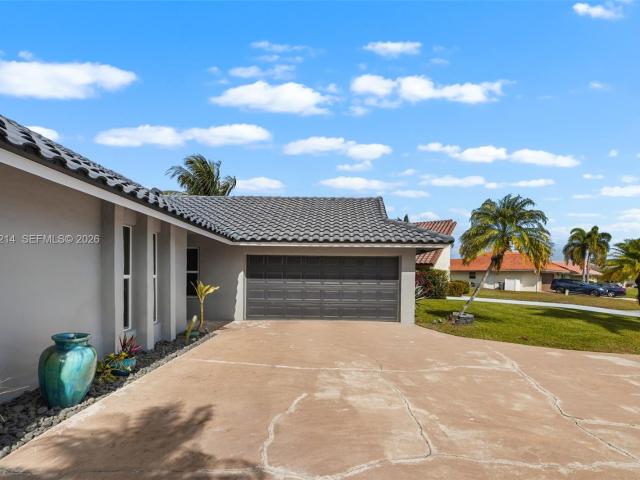 6975 Bianchini Cir, Boca Raton, FL 33433 | MLS #A12002
