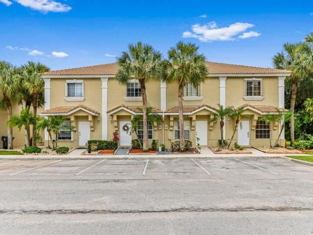 6976 Crooked Fence Dr, Lake Worth, FL 33467