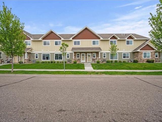 6976 Lancaster Way NE, Albertville, MN 55301