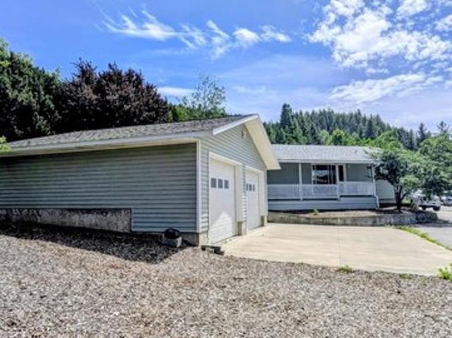 6977 Evergreen St, Bonners Ferry, ID 83805