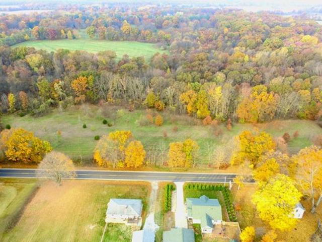69704 Garver Lake Rd, Edwardsburg, MI 49112