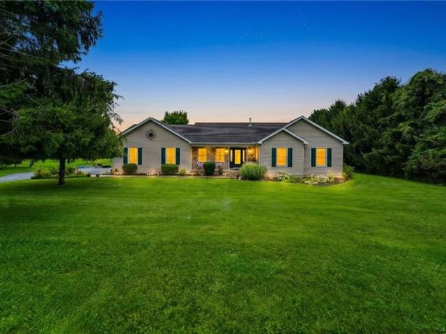 6970 Silver Crest Rd, East Allen Township, PA 18064