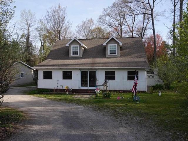 6970 Wickert Rd, Hale, MI 48739