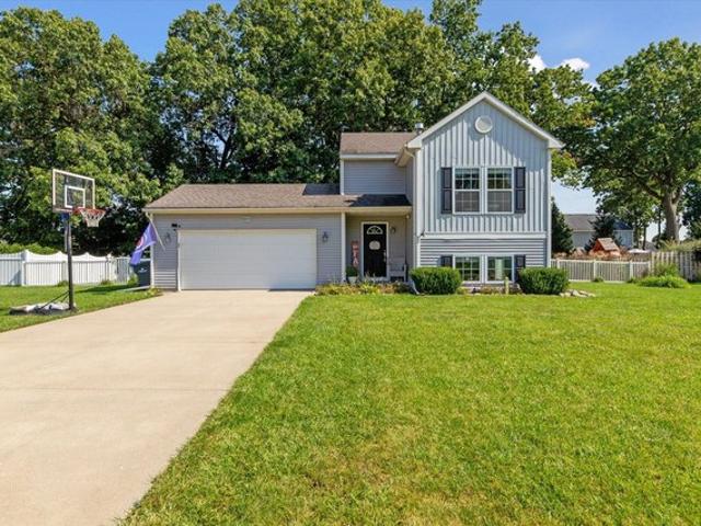 6971 Annandale Dr, Kalamazoo, MI 49009