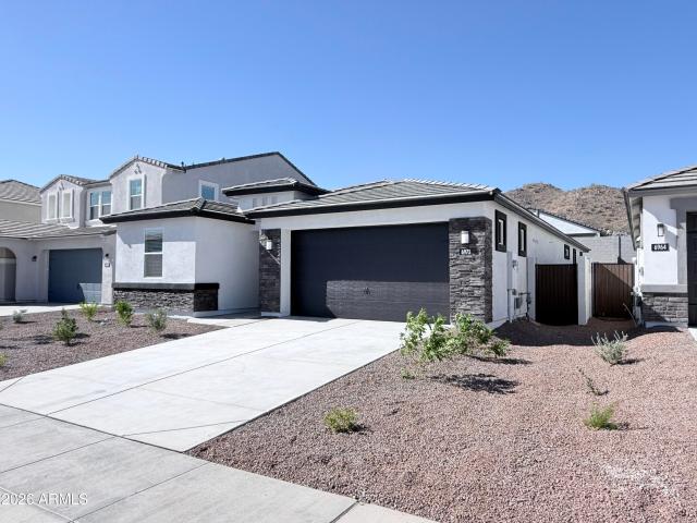 6972 W Buckhorn Trail