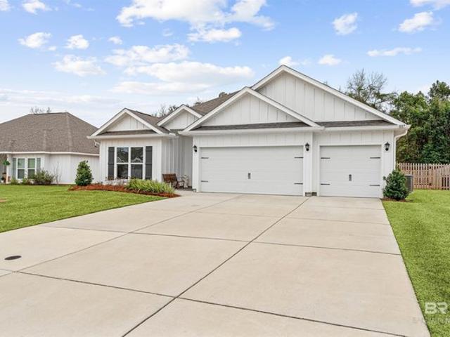697 Calibre St, Fairhope, AL 36532
