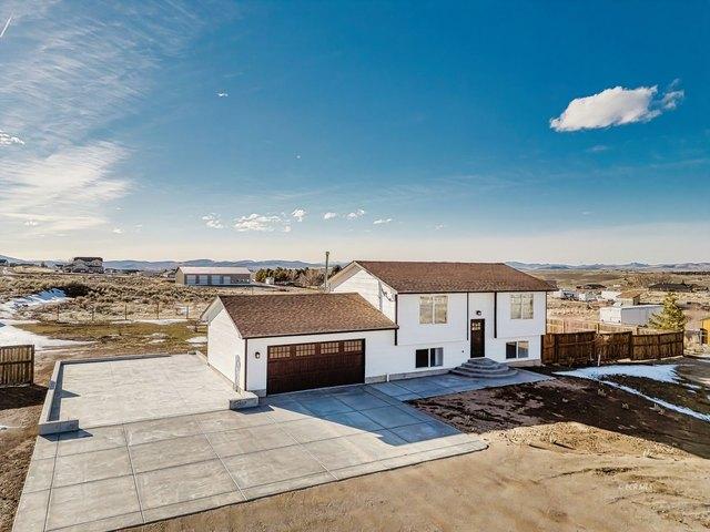 697 Clover Dr, Spring Creek, NV 89815