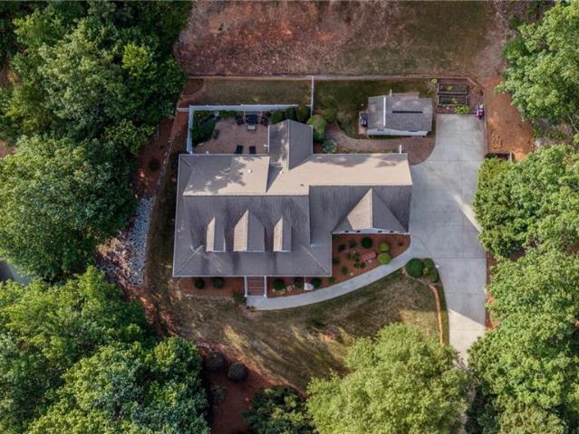 697 Graceland Drive