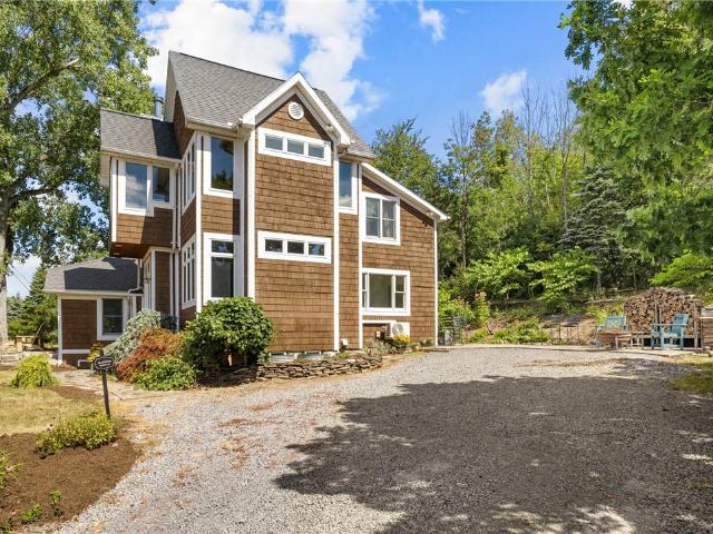 697 E. Lake Road