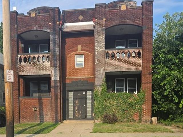 697 Eddy Rd, Cleveland, OH 44108