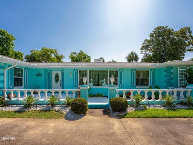 697 John Anderson Dr, Daytona Beach, FL 32124