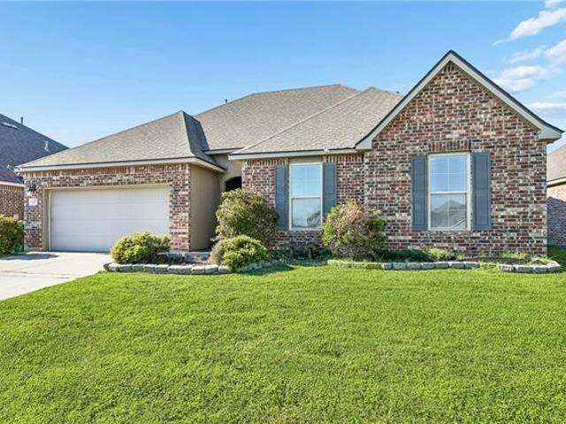 697 Lakeshore Village Dr, Slidell, LA 70461 | MLS #2550 | Compass