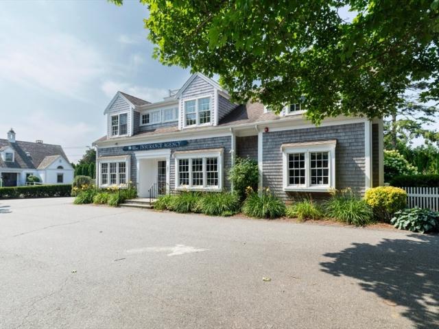 697 Main St