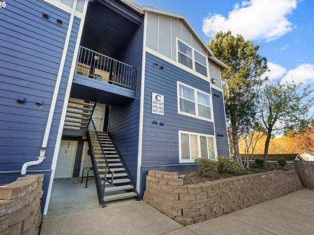 697 NE 162ND AVE # 308