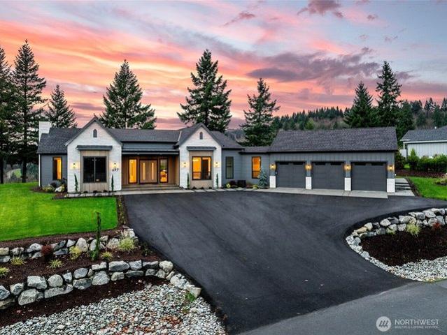 697 Sommerset Rd, Woodland, WA 98674