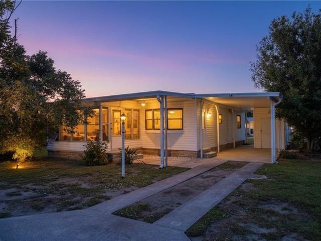 697 Pinewood Blvd, Barefoot Bay, FL 32976