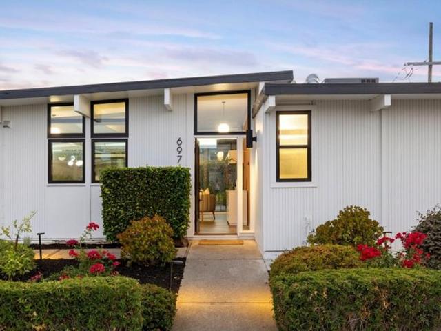 697 Vanessa Dr, San Mateo, CA 94402
